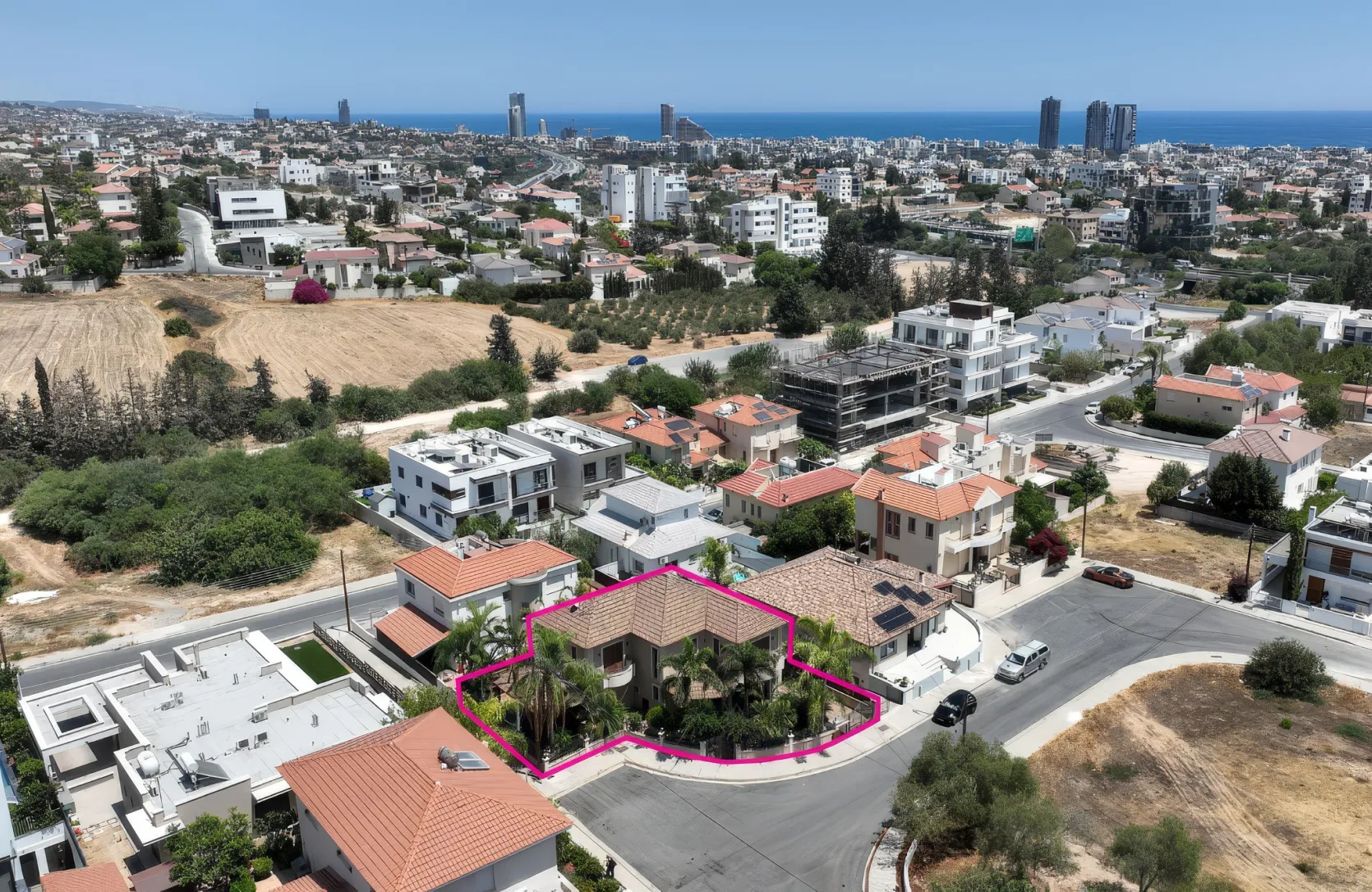 Sale in Germasogeia: 4 bedroom villa ID 16580 • DevelopersCyprus